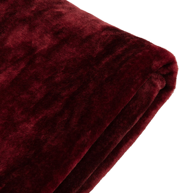 Luxe Plush Throw in Merlot – www.ellajames.co.uk