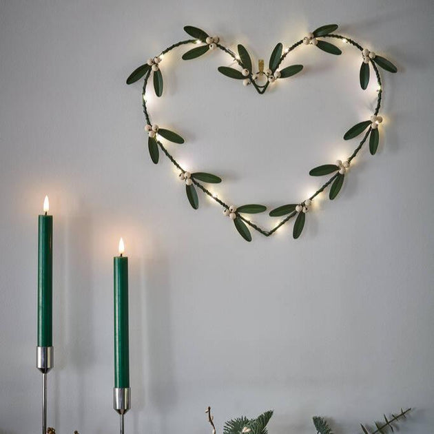 LED Mistletoe Heart – www.ellajames.co.uk